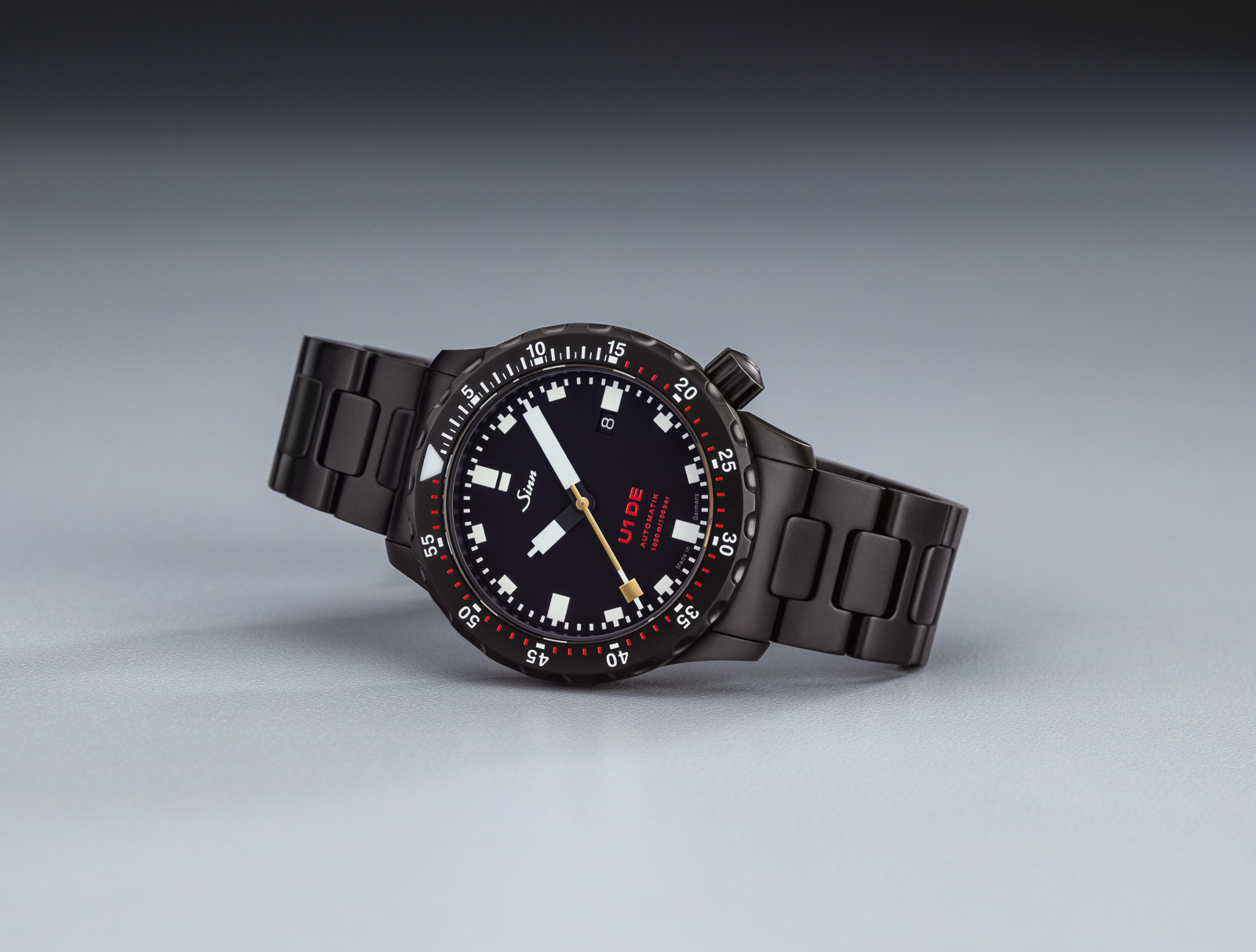 Weather Any Storm With The New Sinn Diving Watch U1 DS - WYGDAI